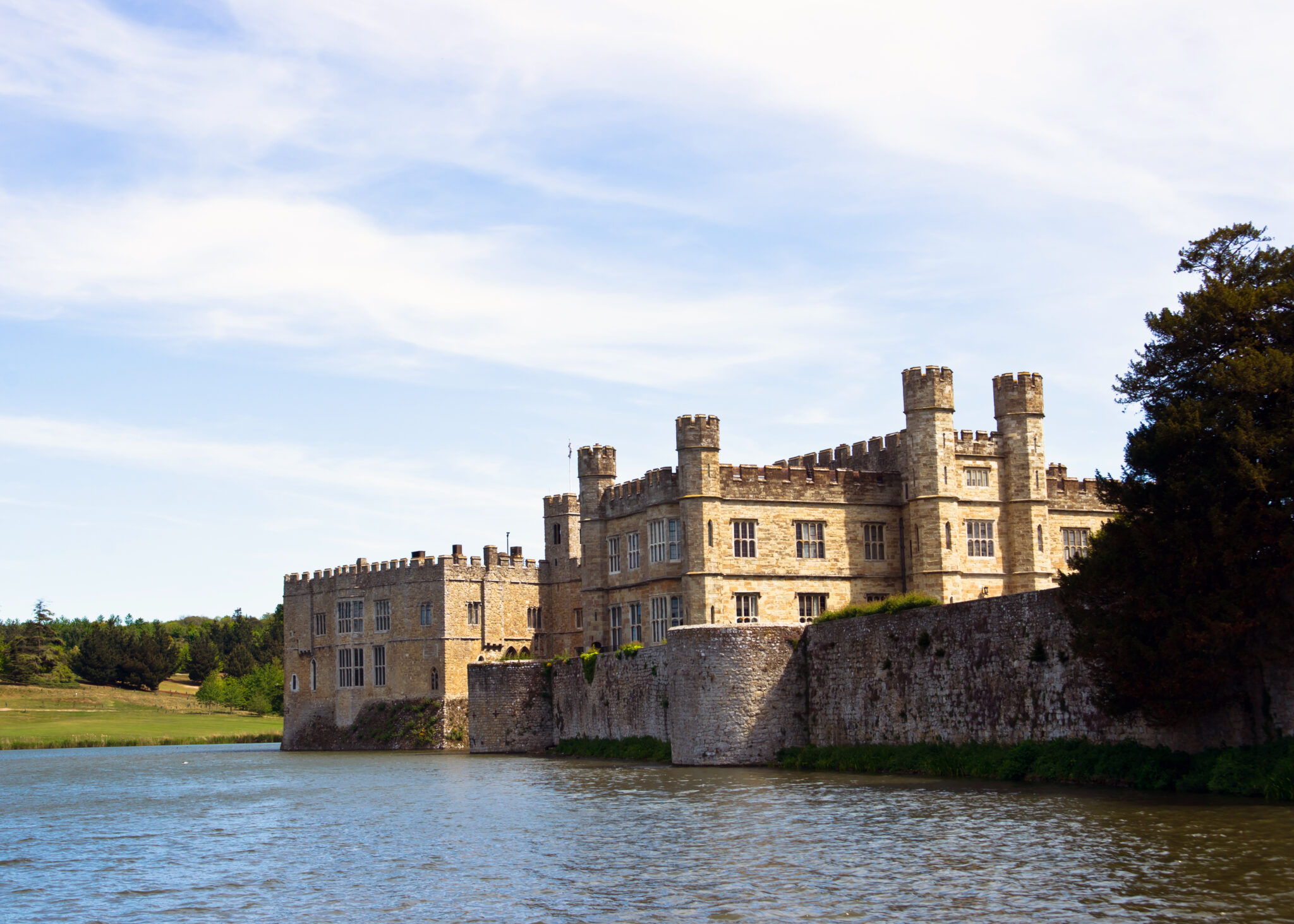 The Enchanting Legacy of Leeds Castle: Myths, Legends, and History ...