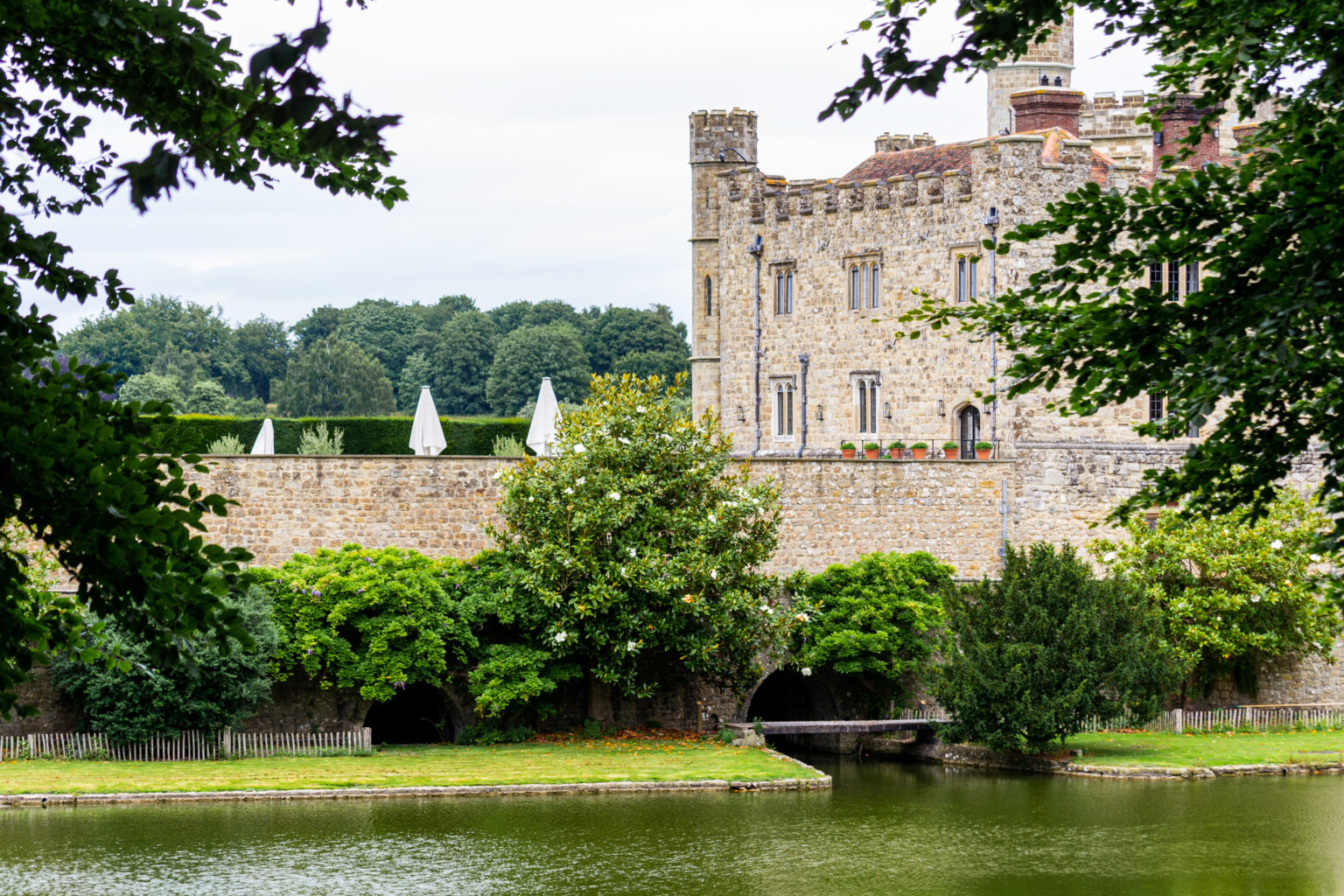 The Enchanting Legacy of Leeds Castle: Myths, Legends, and History ...