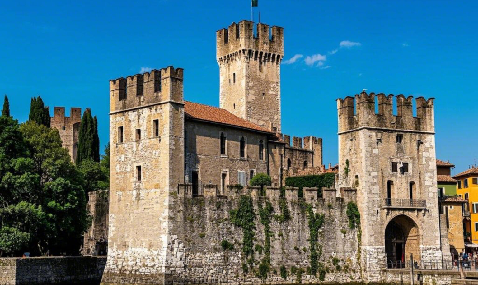 Battles, betrayal, and beauty: the untold story of Scaliger Castle in ...